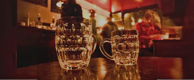 Your Handy Guide To Beer Glass Sizes in Australia - Visiting Australia