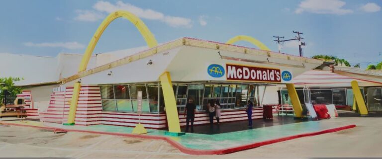 Googie: Architecture of the Space Age - Visiting Australia